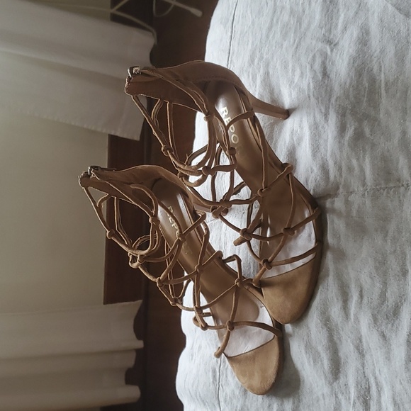 Report | Shoes | Womens Size 65 Strappy Sandal Heels Tan Suade Report ...